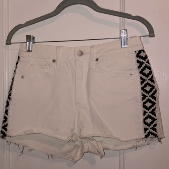 Universal Thread | Shorts | Universal Thread White Jean Shorts With ...